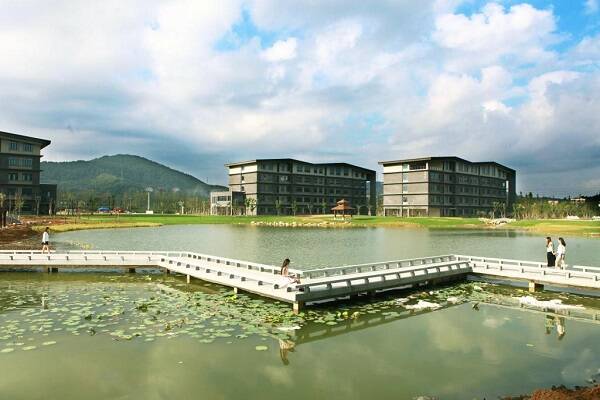 Zhejiang Shuren University - ISAC Teach in China | TEFL Jobs