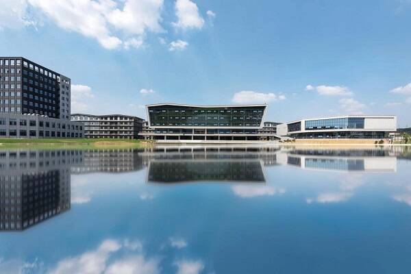 Zhejiang Shuren University - ISAC Teach in China | TEFL Jobs