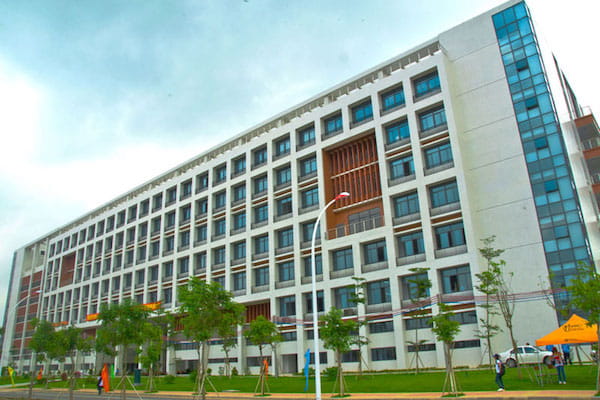 Guangdong Polytechnic of Industry and Commerce - University TEFL Jobs