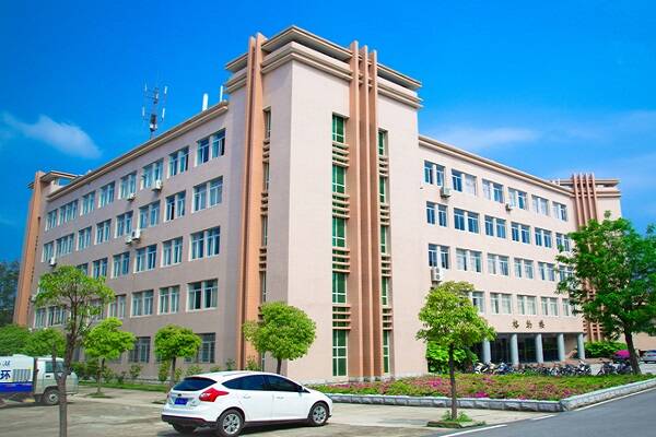 Hubei Engineering University | ISAC Teach in China Program